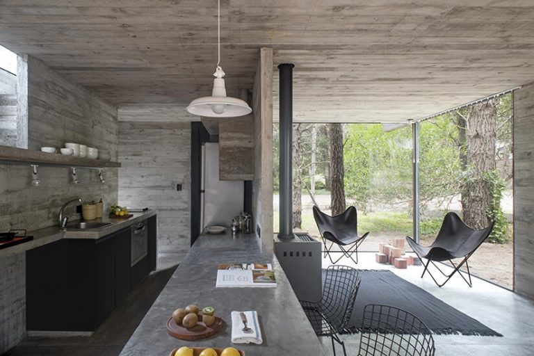 From East to West: How Kitchens Around the World Look in Countries ...