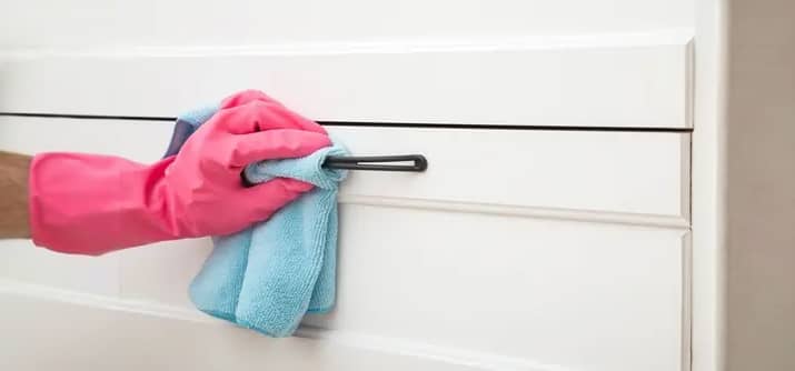 Learn How to Polish Wood Kitchen Cabinets for a Lasting Shine